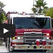VIDEO: Three Engines Respond To Cocoa Beach Brush Fire - Space Coast Daily