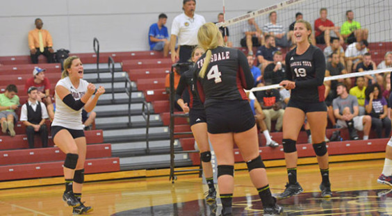 Panther Volleyball Beats Rollins In Sunshine State Conference Opener ...