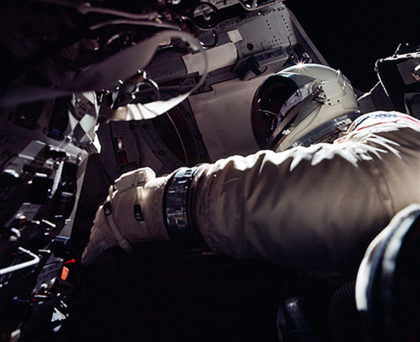 NASA Astronaut, Apollo 12 Command Module Pilot Dick Gordon Passes Away ...