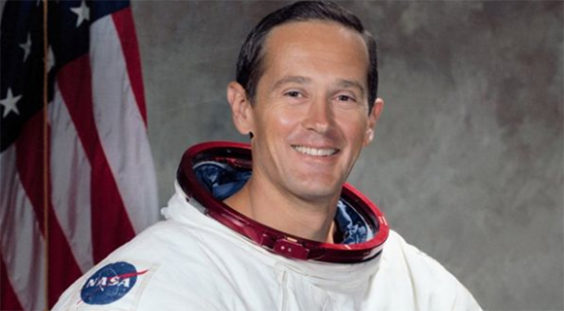 Apollo 16 NASA Astronaut Charles Duke Describes Walking on the Moon ...