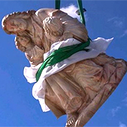 Jesus Statue Travels From Jerusalem to Florida Church, Weighs 2,000 ...