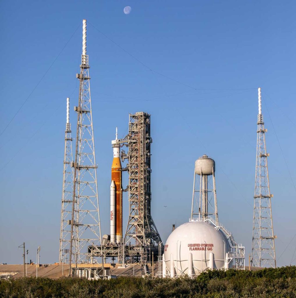 ARTEMIS LAUNCH COVERAGE: See the Rocket Live on the Launch Pad at Kennedy Space Center - Space ...