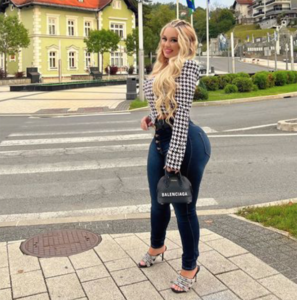 The Evolution of Elvisa Dedic from a Nerd Student to an Entrepreneur ...