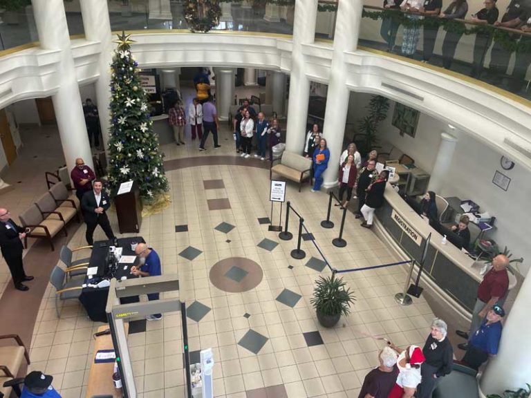 PHOTO GALLERY: Health First Rings in the Holidays With Tree-Lighting ...
