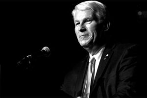 Former UCF President John C. Hitt Dies at Age 82 - Space Coast Daily