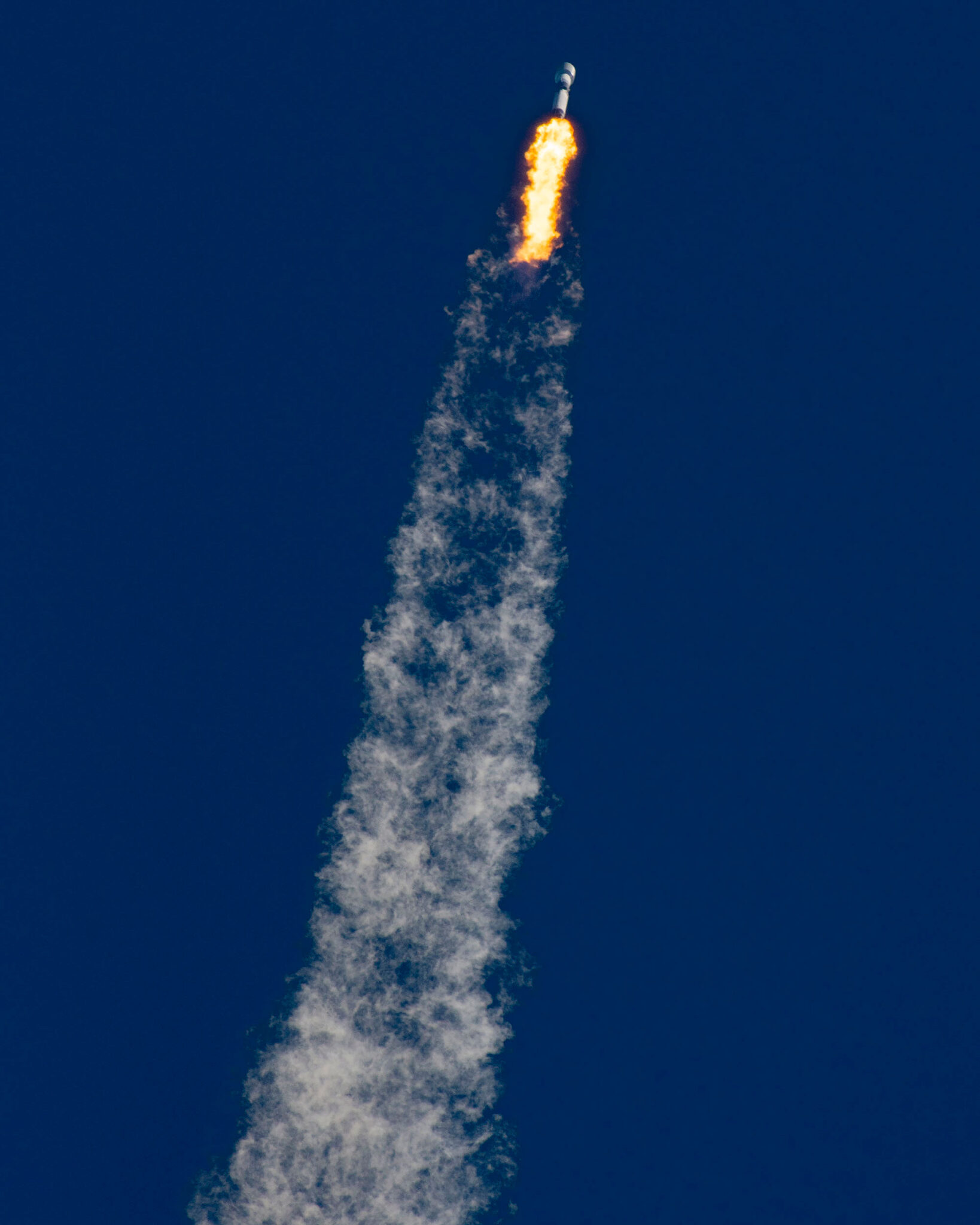 PHOTO GALLERY: SpaceX Falcon 9 Rocket Launches Thursday at Cape ...