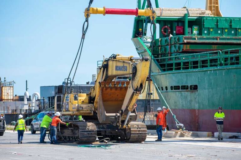 Port Canaveral Cargo Partner GT USA Loads 32 Pieces of Heavy ...