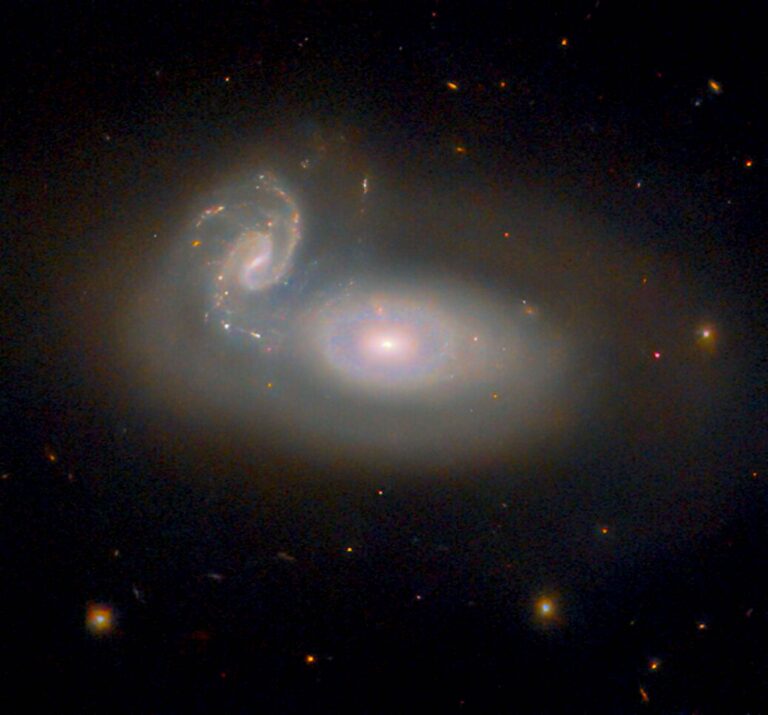 PHOTO OF THE DAY: NASA's Hubble Space Telescope Takes a Look at Tangled ...