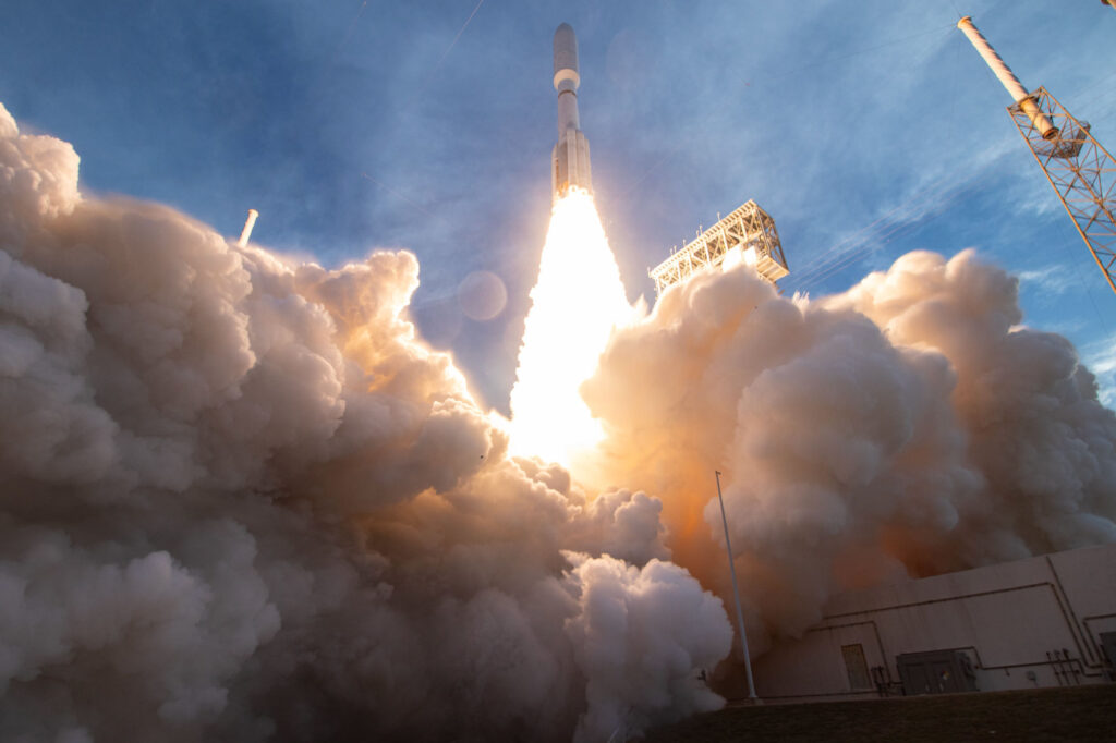 PHOTO GALLERY: United Launch Alliance Successfully Launches Amazon’s ...