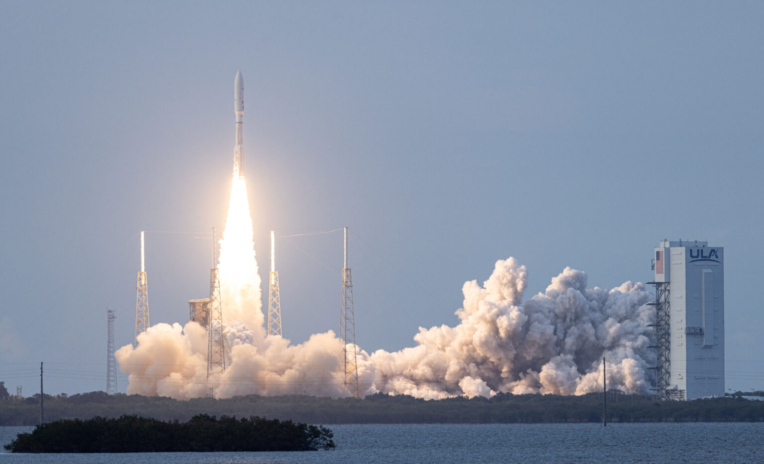 PHOTO GALLERY: United Launch Alliance Successfully Launches Amazon’s ...