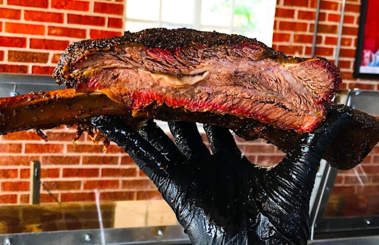 Crydermans Barbecue Opens Christmas Preorders with Holiday Feast ...